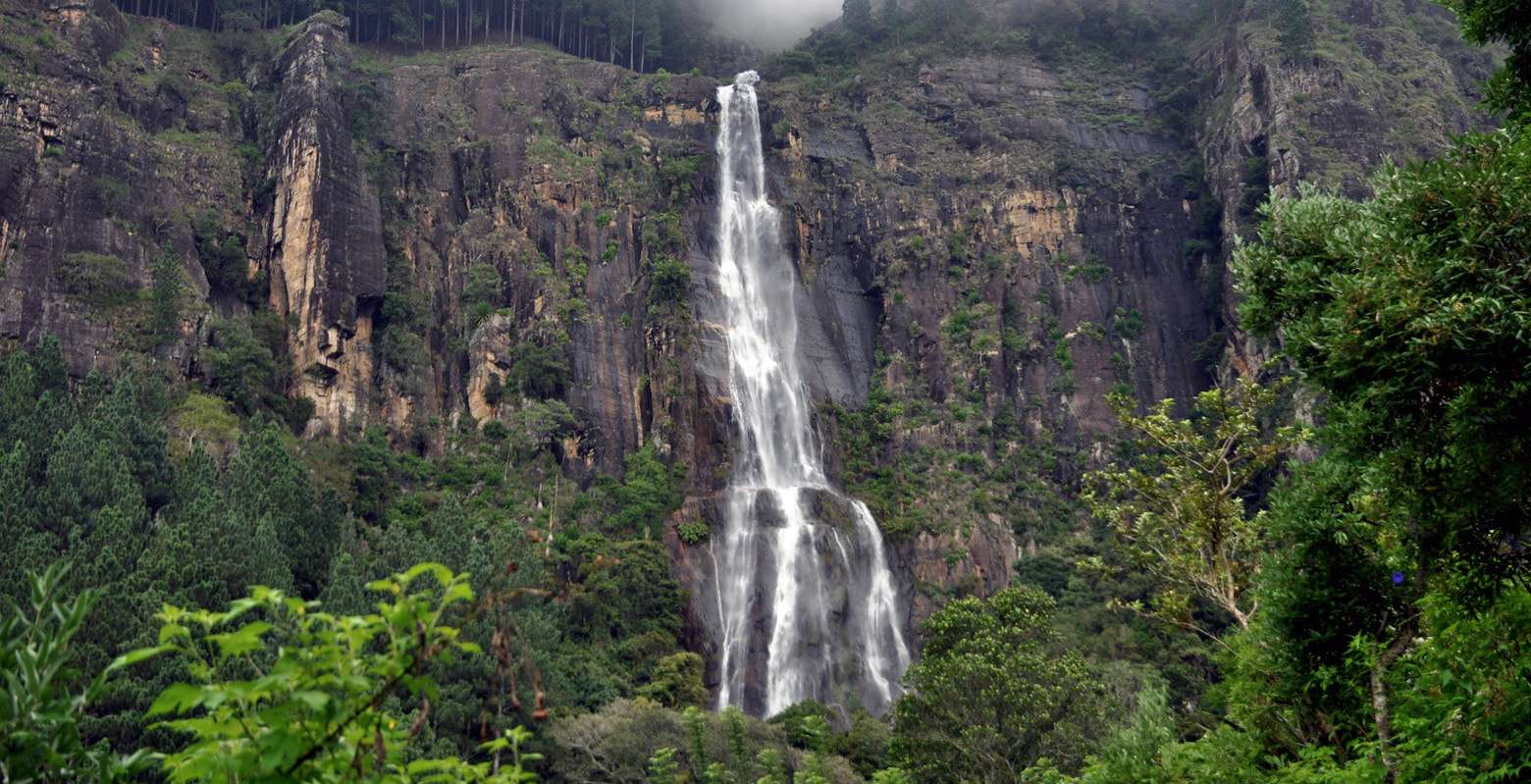 Bambarakanda Waterfall - Sri Lanka